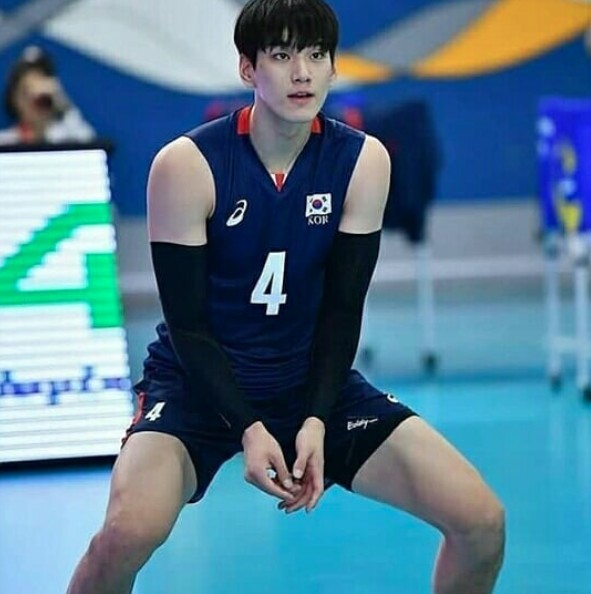 看他們比賽也是一種享受！盤點外貌也是偶像級的韓國運動員，194cm＋完美勻稱的肌肉不當偶像真的浪費了！