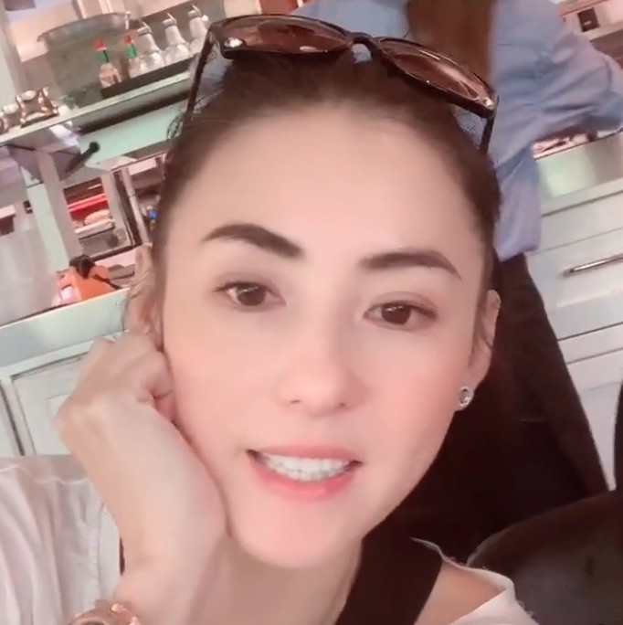 張柏芝反白眼, 蘋果日報張柏芝, 蘋果照妖鏡, 蘋果照妖鏡都市傳說, 蘋果停刊